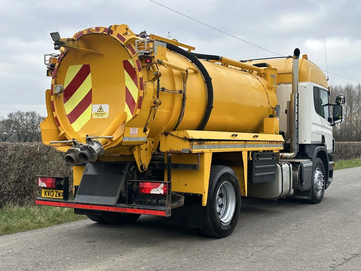 Scania P230 4 X 2 Vacuum Tank - KV13ZWX - Sotrex Limited