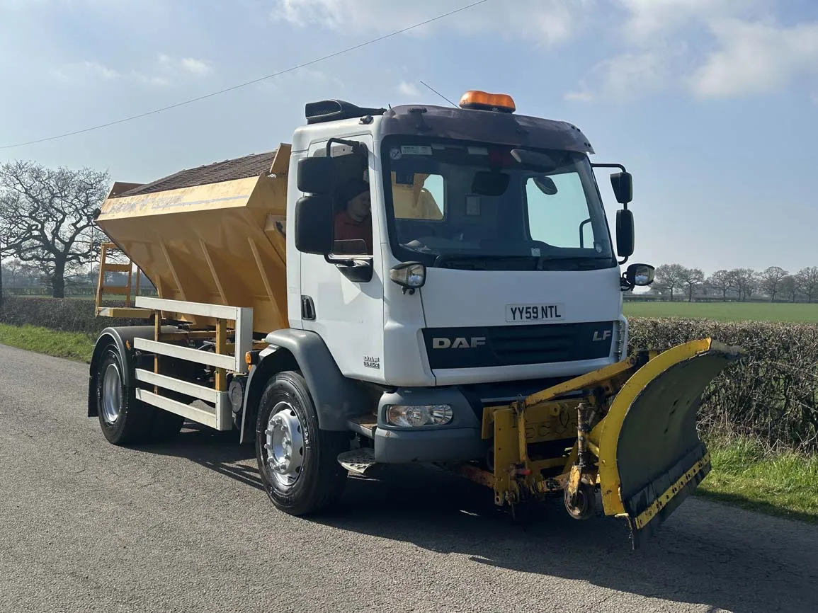 DAF LF55 250 4 X 2 Gritter / Plough - YY59NTL - Sotrex Limited