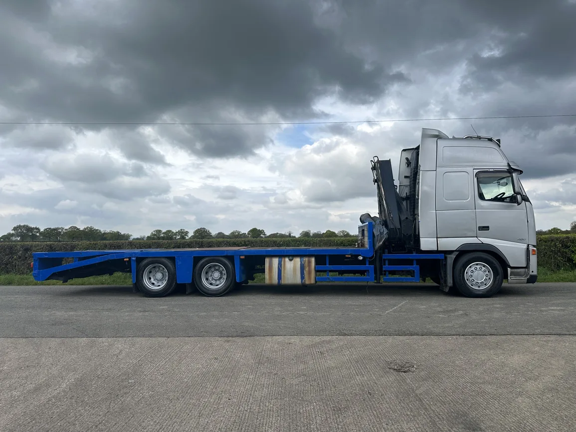 Volvo FH480 6 X 2 Beavertail With HIAB Crane - E6LAD - Sotrex Limited