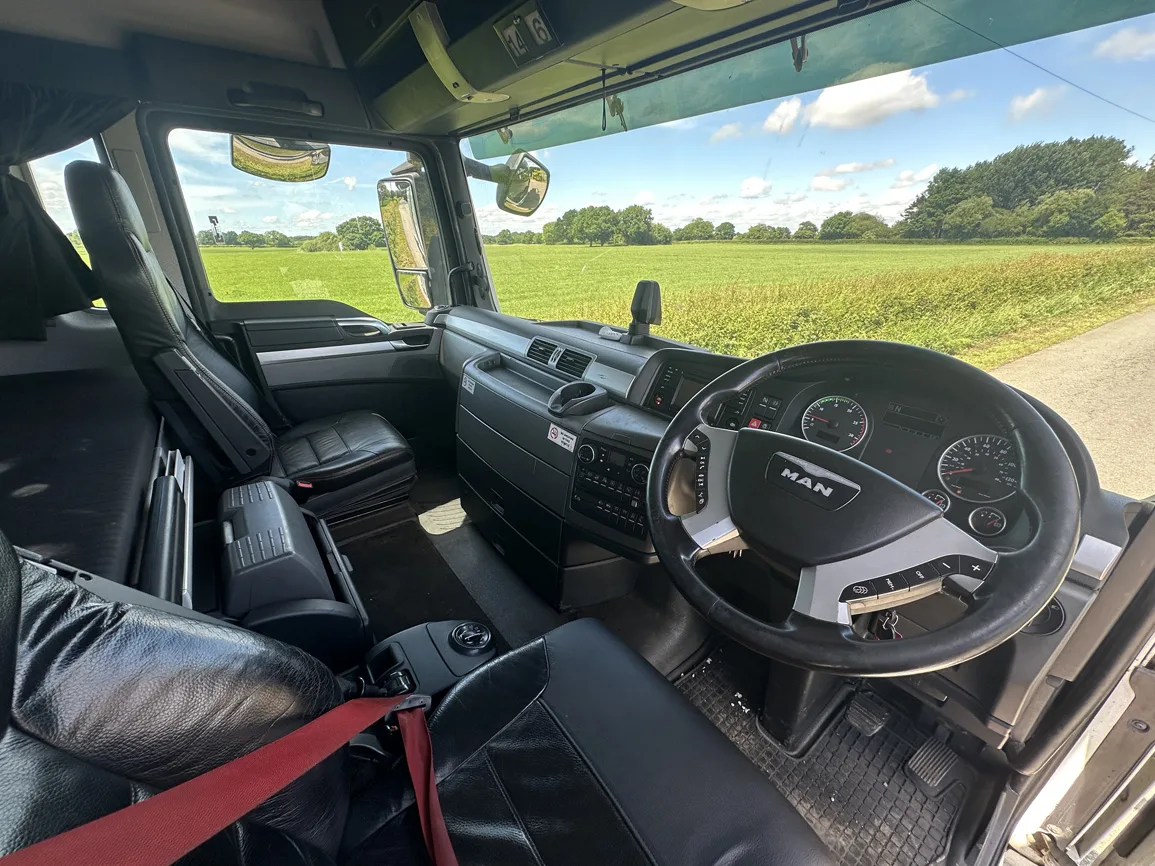MAN TGX 26 440 6 X 2 Tractor Unit - DK17LFH - Sotrex Limited